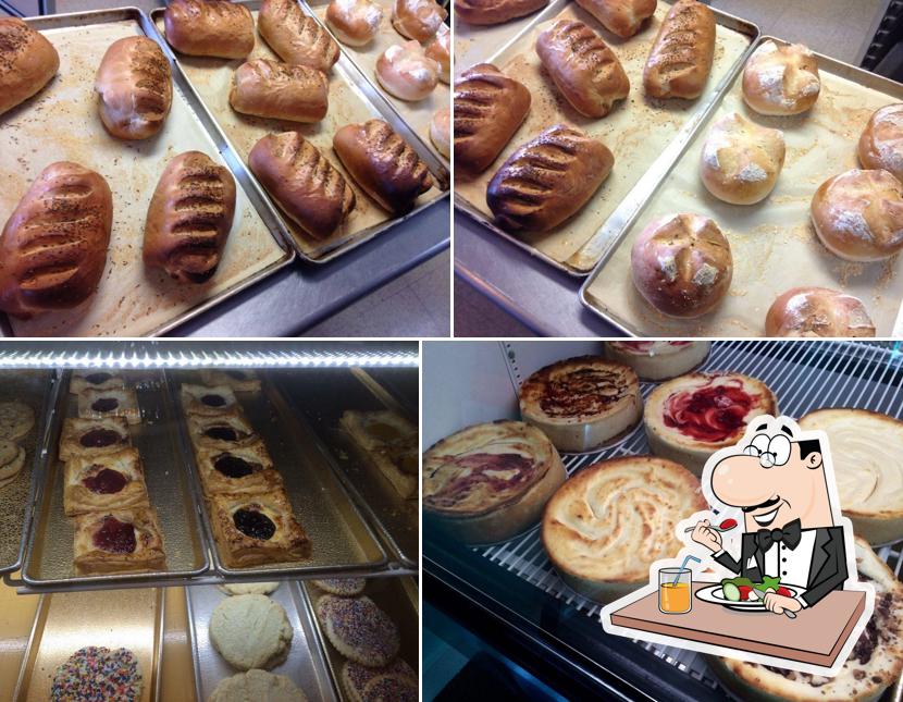 Cheez Kake Bakery, Ocala - Restaurant menu, prices and reviews