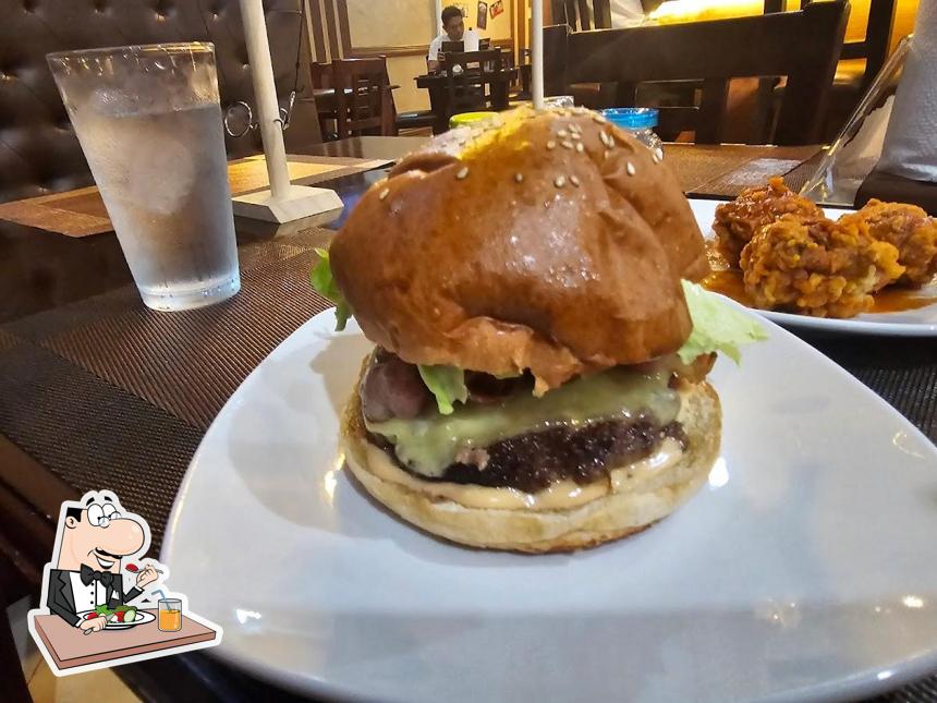 Papi's Bar and Chill, Angeles - Restaurant menu, prices and reviews