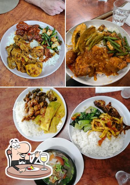 Top 3 restaurants with orange chicken in Shepparton, october 2025 ...