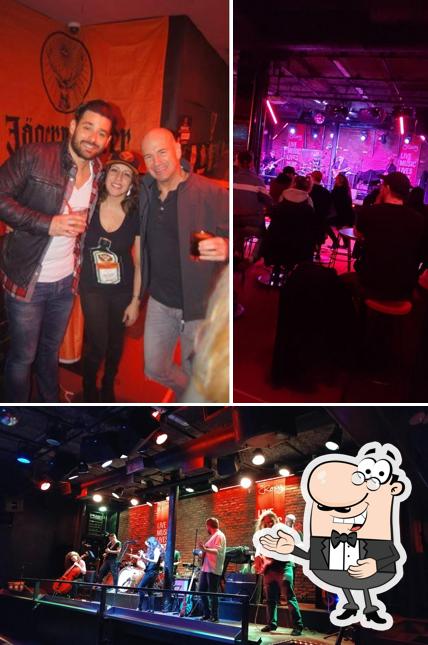 The Roxy Cabaret in Vancouver - Restaurant reviews