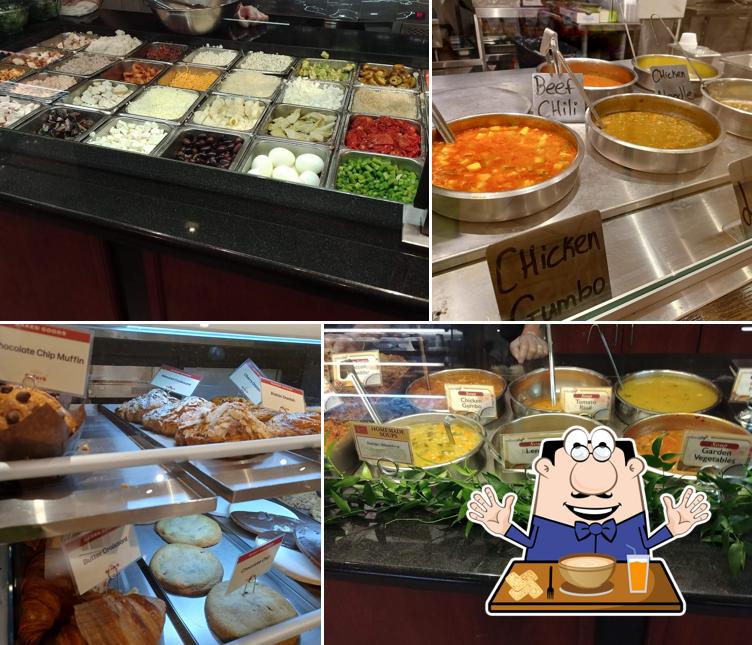 Oxford Cafe, 119 E 60th St in West New York - Restaurant menu and reviews