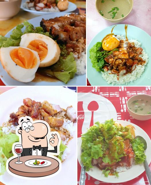 Khao Mu Daeng Aphi Chat restaurant, Hat Yai - Restaurant reviews