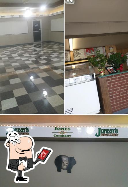Jonesy's Junction, Akron - Restaurant menu, prices and reviews