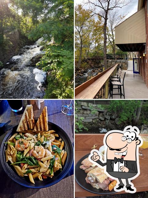 Blue Moon Kitchen and Bar in Amesbury - Restaurant menu and reviews