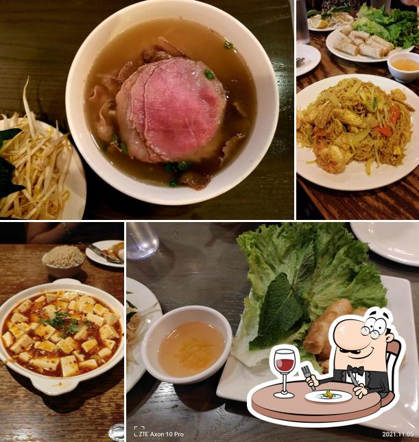 Pho Grand, 277C Grand St in New York City - Restaurant menu and reviews