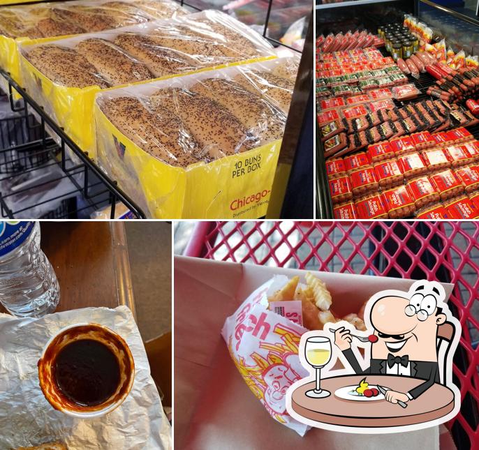 Vienna Beef Factory Store, Chicago - Restaurant menu, prices and reviews