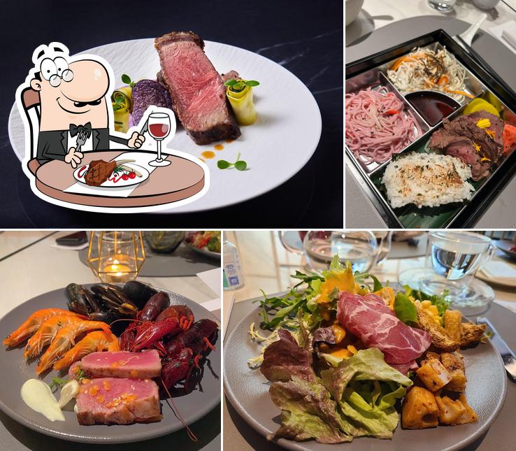 SAVVY Bar Lounge Restaurant, Hong Kong, A - Restaurant reviews