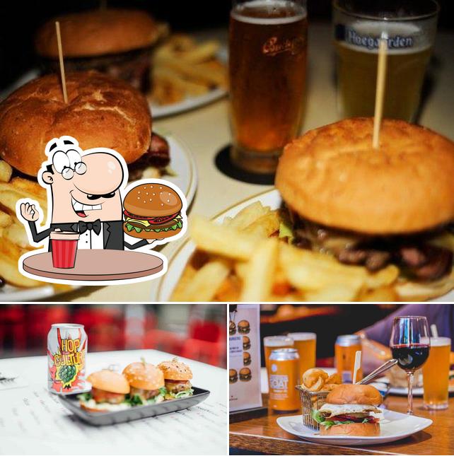 Beer DeLuxe Fed Square, 2 Swanston St in Melbourne - Restaurant menu ...