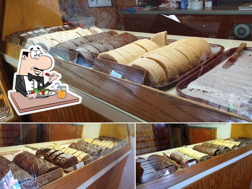 Fudge Factory, Tarpon Springs - Restaurant menu, prices and reviews
