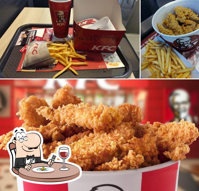 KFC, C.C. Kinépolis, C. Luis Buñuel, s / n in Pulianas - Restaurant reviews