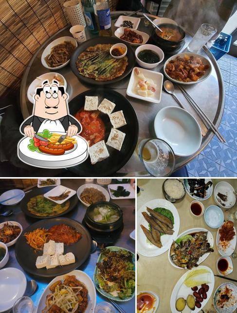 청사초롱, Gunsan-si - Restaurant menu, prices and reviews