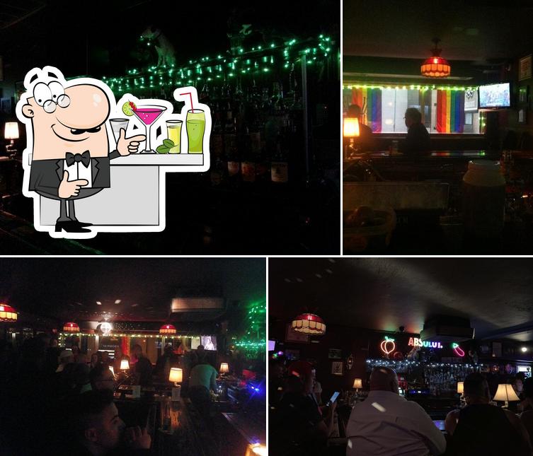 Second Story Bar in Chicago - Restaurant reviews