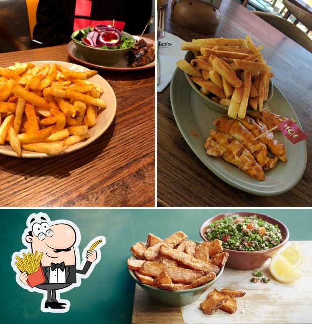 Nando's, Shop 1/71 High St in Belmont - Restaurant reviews