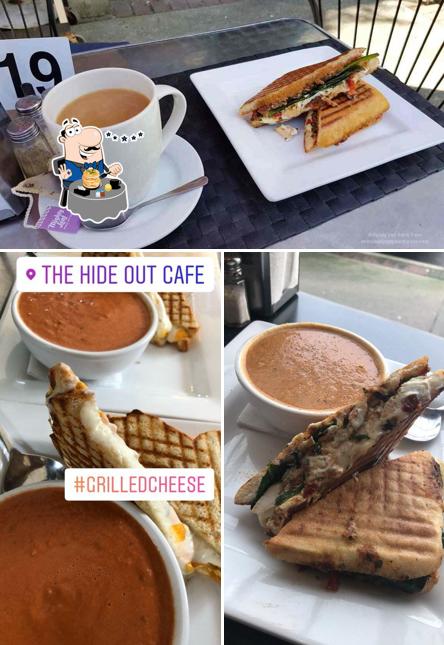 the hide out cafe in New Westminster - Restaurant reviews