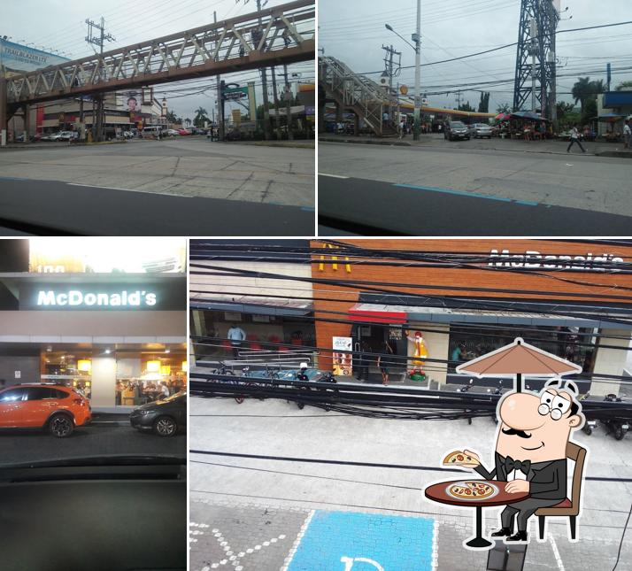 McDonald’s Commonwealth-Ever restaurant, Quezon City, Paragon Place 17 ...