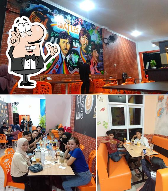 FOOD UPDATE CAFE & RESTO, Tarakan - Restaurant reviews