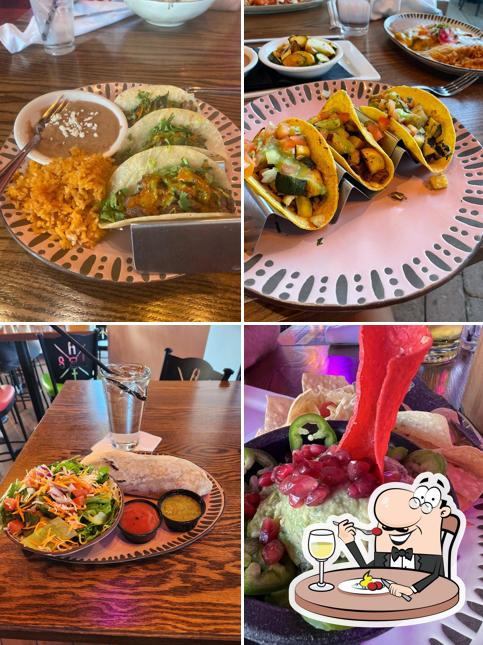 Best restaurants in Shops at Norterra Mall - Restaurant Guru