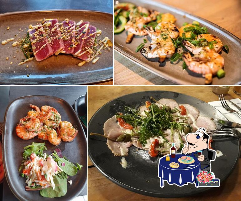 Top 5 restaurants with hamburgers in Best, january 2026 - Restaurant Guru