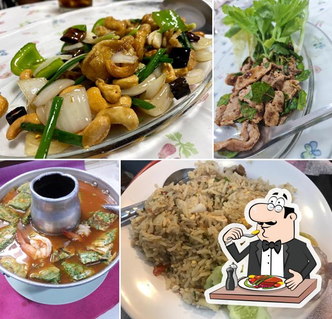 Saranjit, Bangkok, Itsaraphap - Menú del restaurante, precios y reseñas