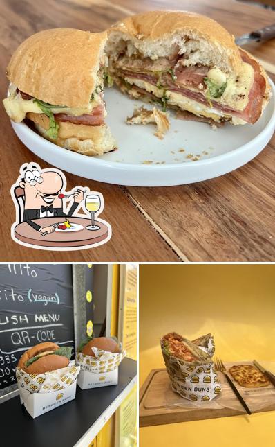 Between Buns restaurant, Cancún - Restaurant menu and reviews