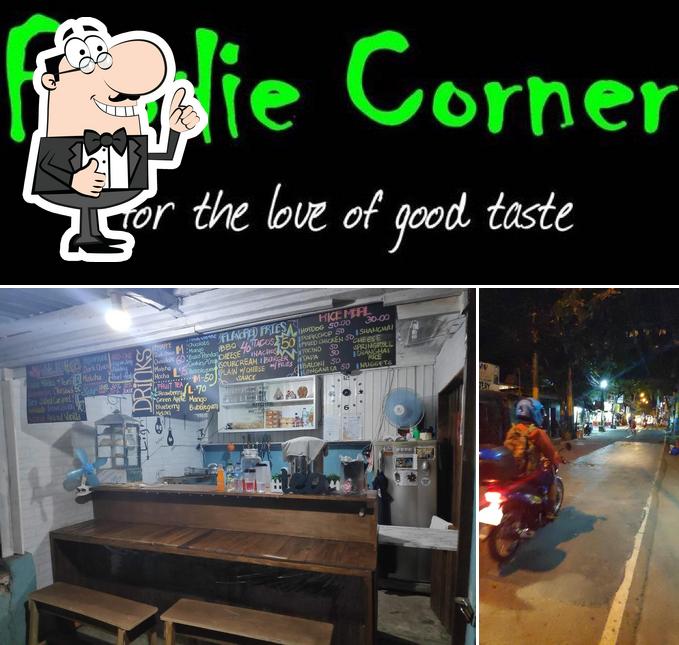 Foodie Corner restaurant, Muntinlupa, C3V2+354 - Restaurant reviews