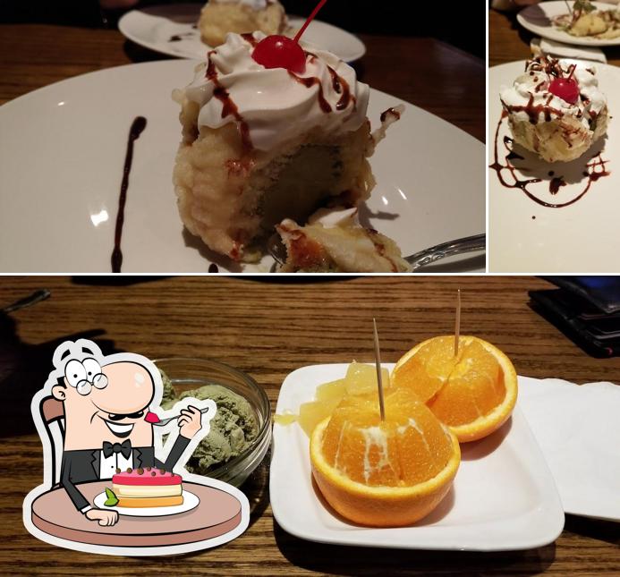 Tomo, 86-12 37th Ave in New York City - Restaurant menu and reviews