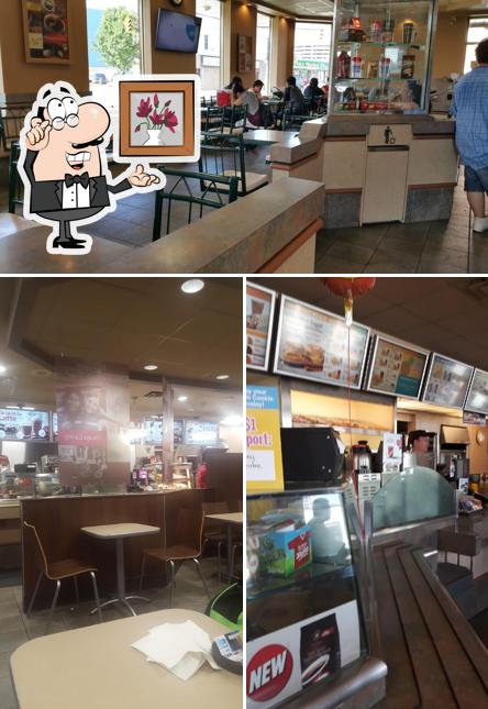 Tim Hortons, 525 University Ave W in Windsor - Restaurant menu and reviews