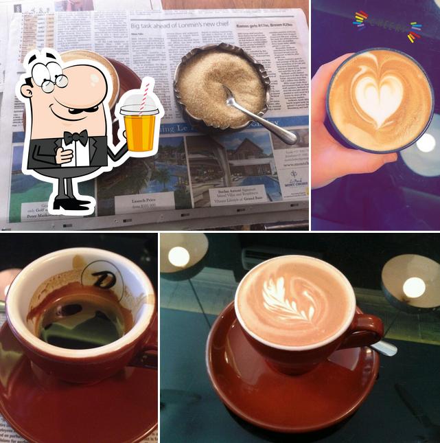 Deluxe coffeeworks Church Street pub & bar, Cape Town, 25 Church St ...