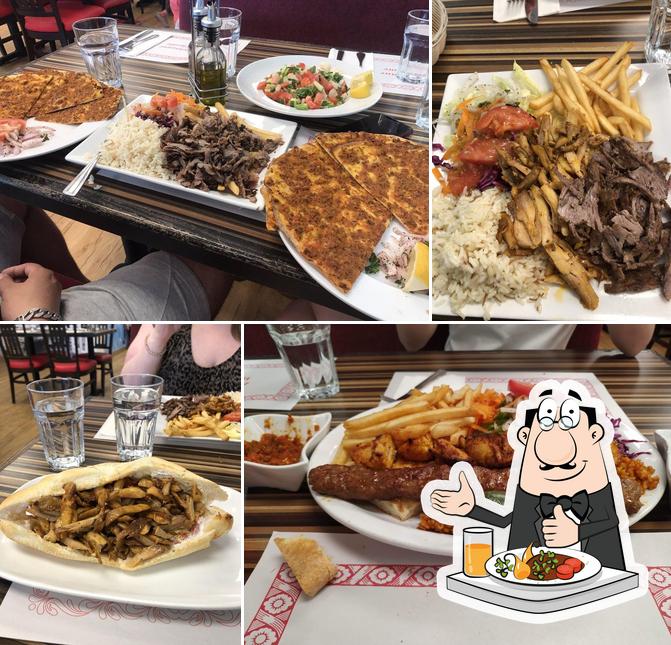 Sultan Istanbul Kebab in Montréal - Turkish restaurant menu and reviews