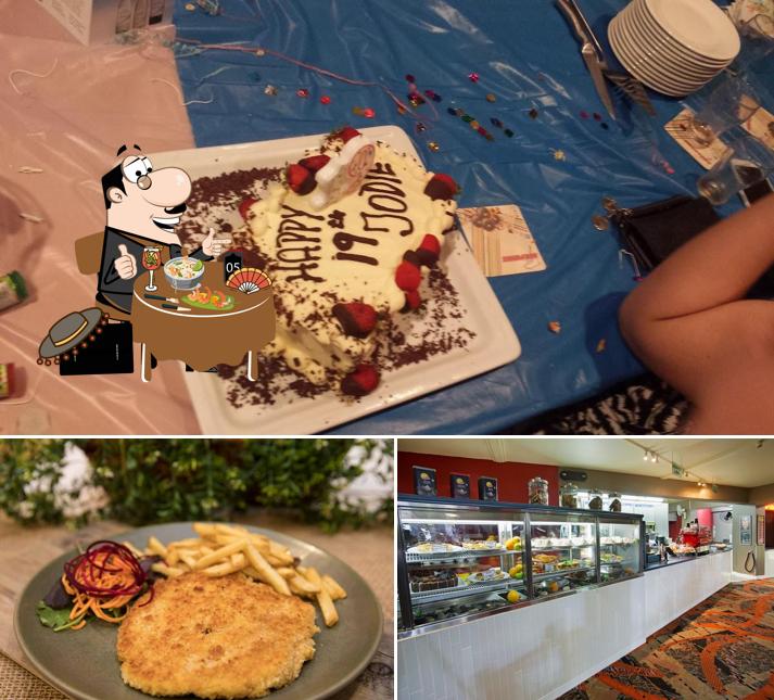 Redcliffe Leagues Club, Redcliffe - Restaurant menu, prices and reviews
