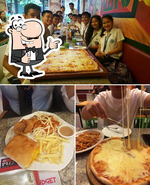 Pizzaro restaurant, Iloilo City, PG4X+RCH - Restaurant reviews