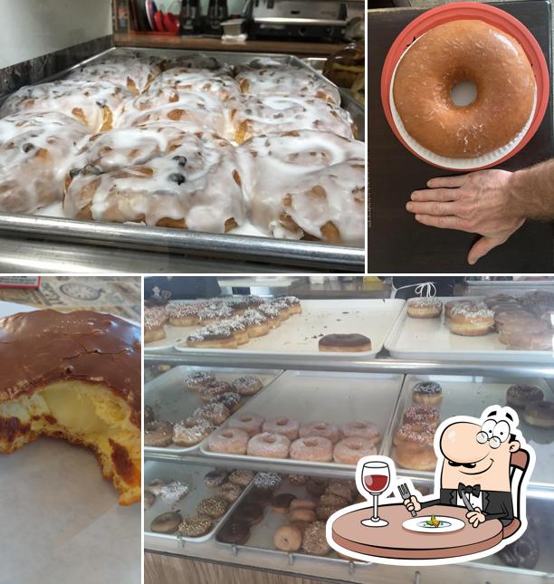 Donut Factory, 790 Jackson St in Hayward - Restaurant menu and reviews