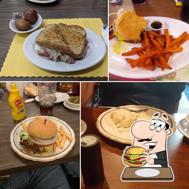 Watts Cafeteria in Utica - Restaurant menu and reviews