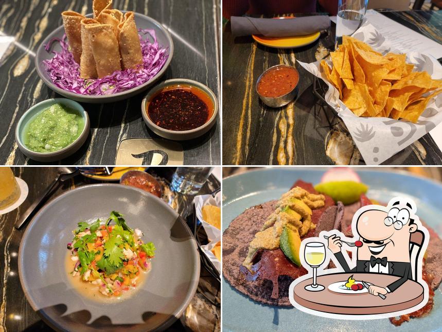 Puesto Anaheim, Anaheim - Restaurant menu, prices and reviews
