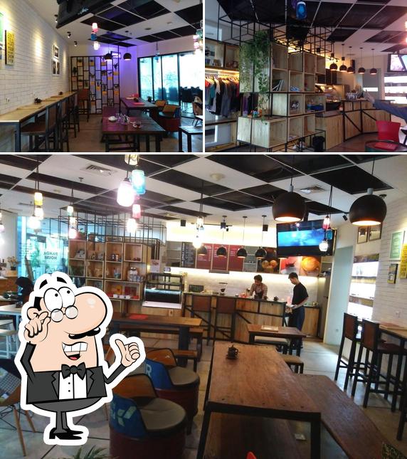 Panda House cafe, Jakarta - Restaurant reviews