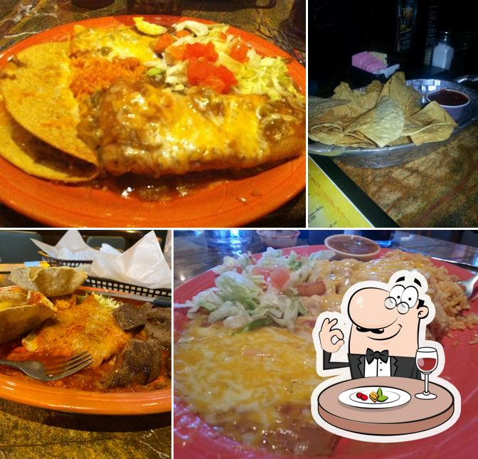 Los Cuates, Albuquerque - Restaurant menu, prices and reviews