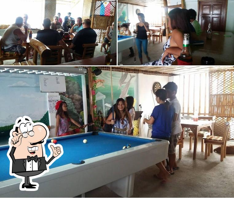 Toot's Kitchen Beach Bar, Puerto Galera - Restaurant reviews