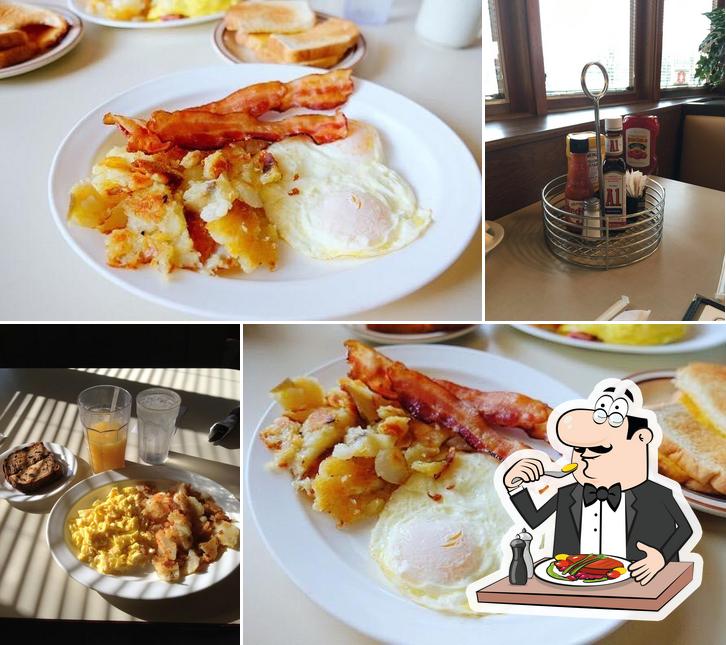 Hall's Original Drive In in Fort Wayne - Restaurant reviews