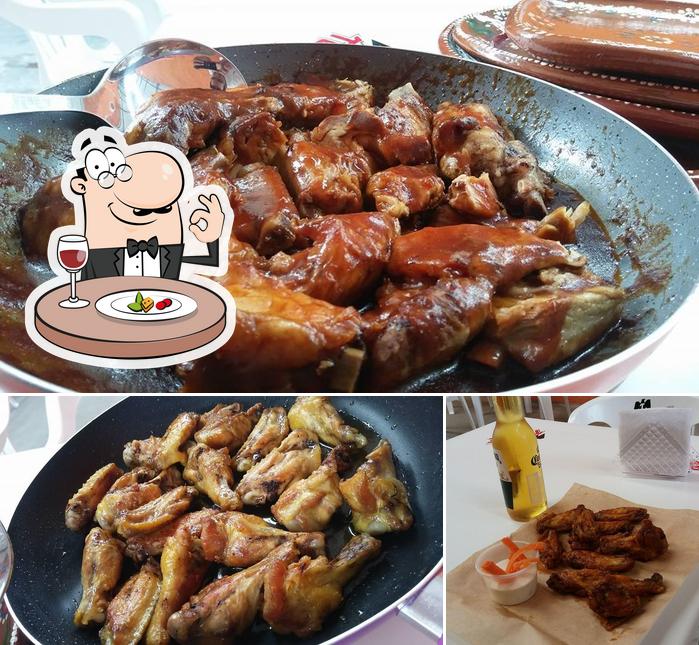 El Hangar Wings Mania restaurant, Morelia - Restaurant reviews