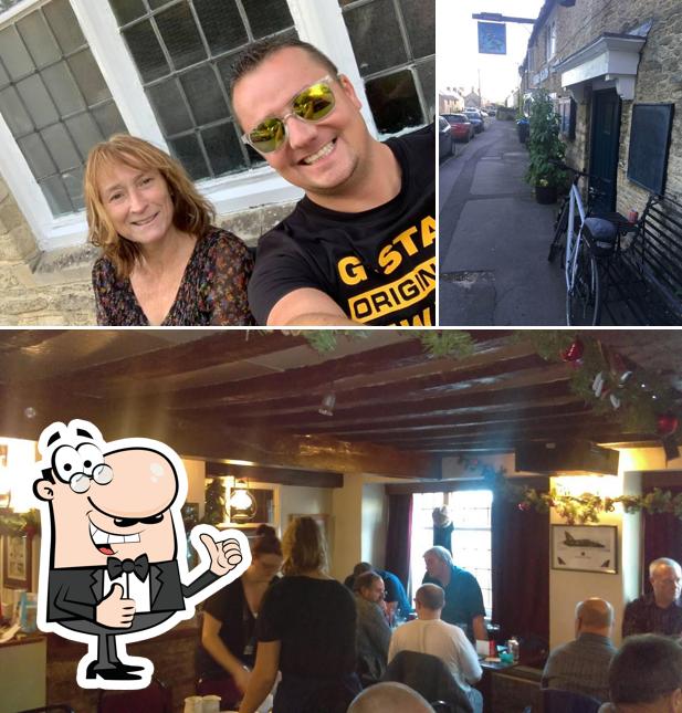 The Three Pigeons, Witney - Restaurant menu, prices and reviews
