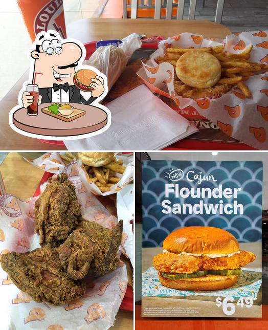 Popeyes Louisiana Kitchen, Yonge & St. Clair, 1560 Yonge St Unit 119 A ...