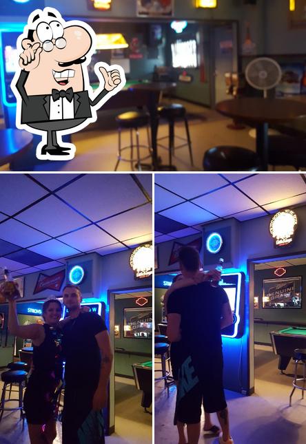 Recovery Room Bar, Cleveland - Restaurant menu, prices and reviews