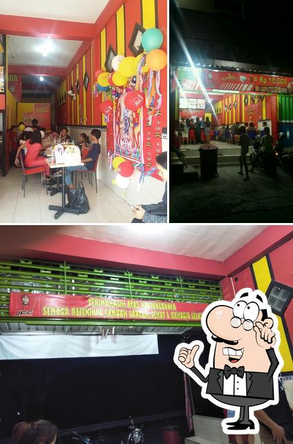 JFC Jaya Fried Chicken Sukasada, Buleleng