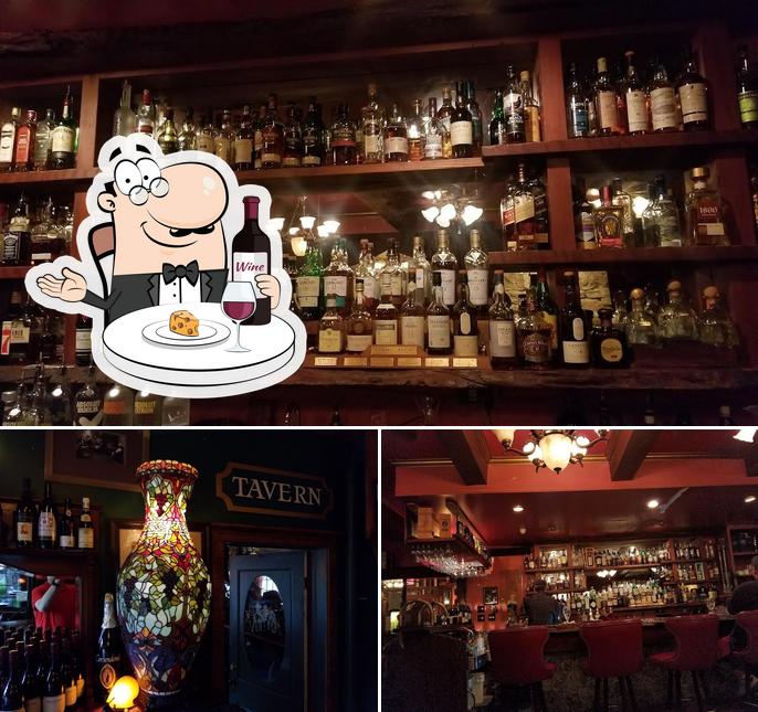 Rogue's Manor in Eureka Springs - Restaurant menu and reviews