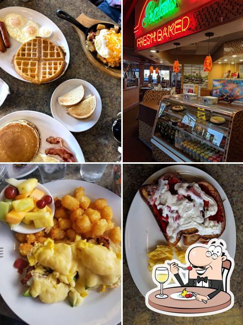 Perkins Restaurant & Bakery in Ottawa - Restaurant menu and reviews