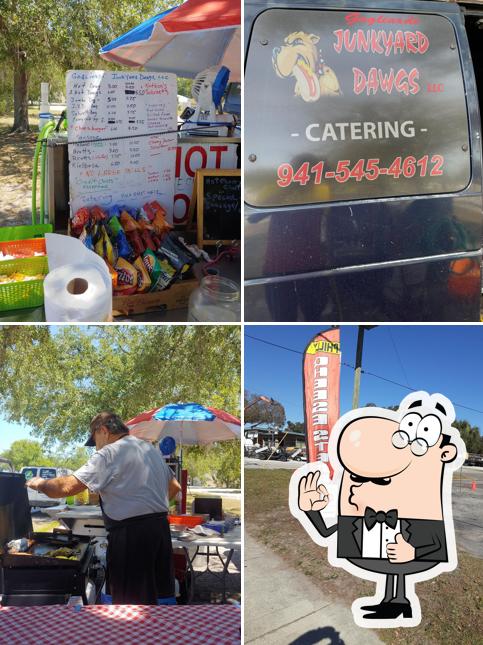 Junkyard Dawgs Food Stand, Bradenton - Restaurant menu, prices and reviews