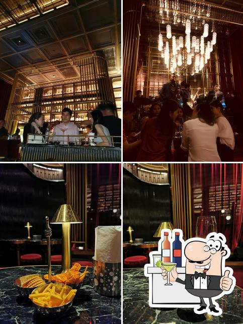 Crimson Room pub & bar, Bangkok - Restaurant reviews
