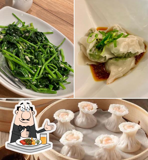 Shi Lin Serendra, Taguig - Restaurant menu, prices and reviews