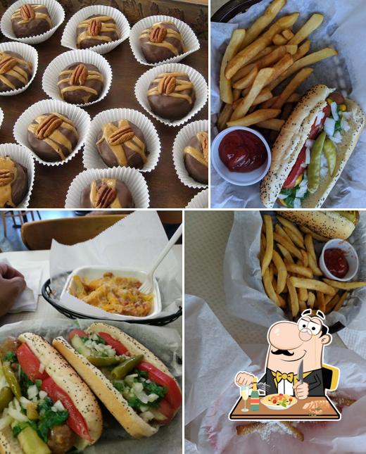 Steel City Dogs, Pueblo - Restaurant menu, prices and reviews