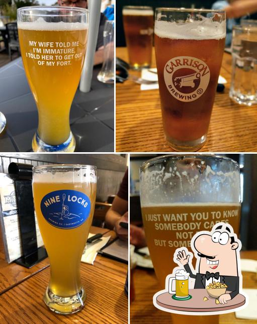 Mic Mac Bar and Grill in Dartmouth - Restaurant menu and reviews